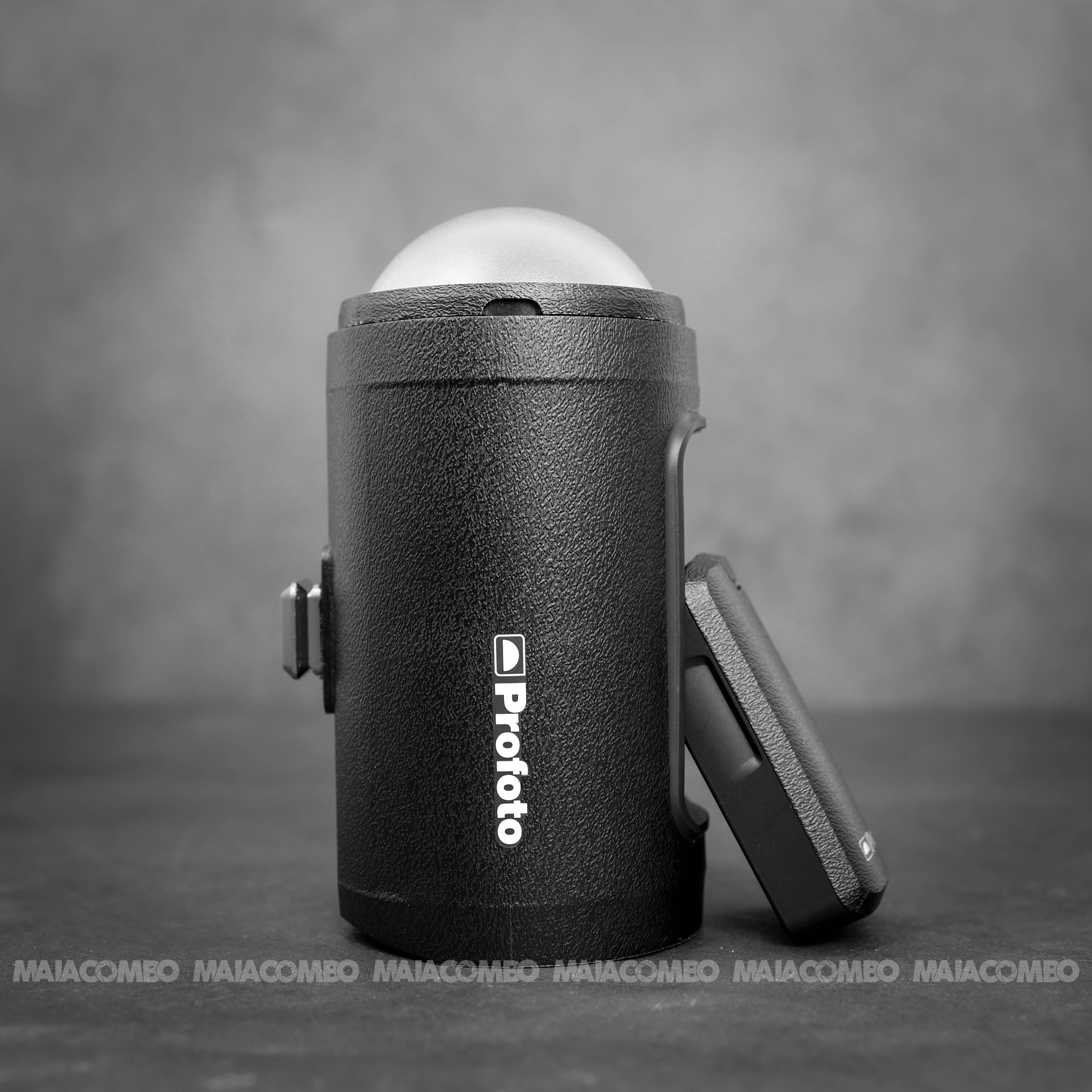 Profoto A2 Camera Flash Skin - Maiacombo